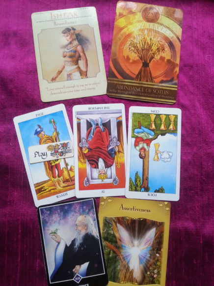 EP:26 Goddess Reading: Setting Clear Boundaries - In The Flow of Magic